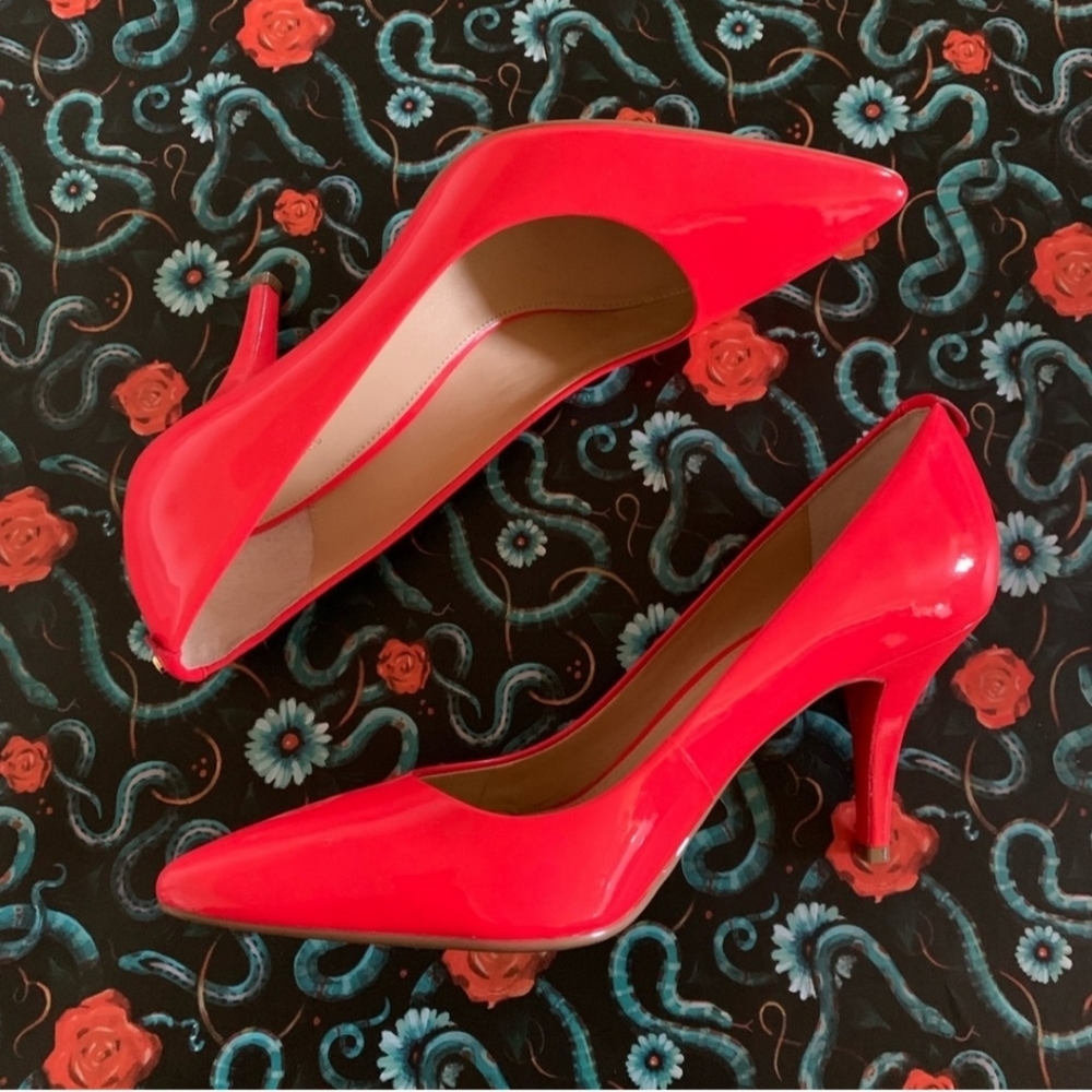Michael Kors Bright Red Heels Pumps Sz 9 Nwot - Gem